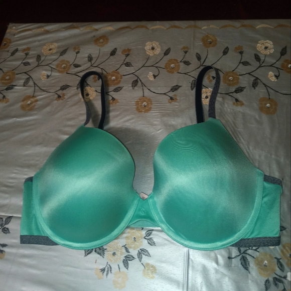 Victoria's Secret | Intimates & Sleepwear | Victorias Secret Push Up ...